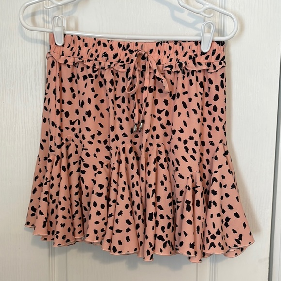 Main Strip | Shorts | Super Cute Skort With Fun Full Skirt Peach With ...